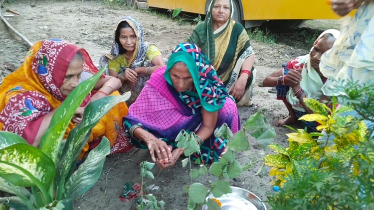 Nirjala Fast Was Observed For The Long Life Of The Sons Who Were Thrown ...