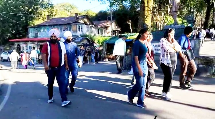 Tourists Visited Kasauli Plains, Occupancy Remained At 50 Percent ...