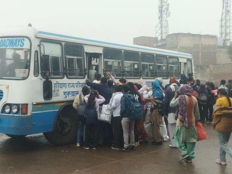 The Bus Stand Was Packed, There Was No Space Even To Put One's Feet ...