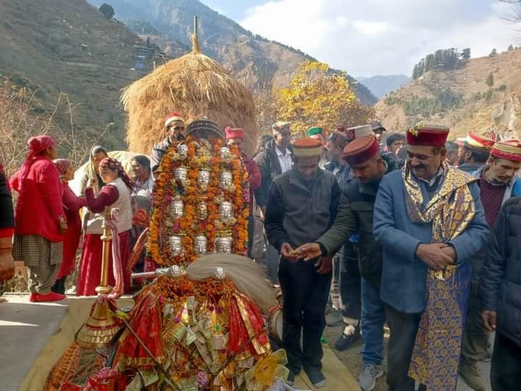 Devta Than Kshetrapal Reached The Temple After Parikrama. - Kullu News ...