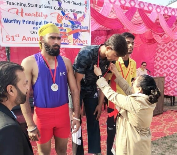 Abhishek And Manju Top In Sprint Race - Solan News - Solan News:फर्राटा ...
