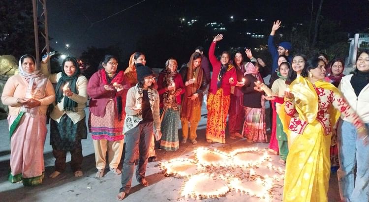 Dipotsav Celebrated By Lighting 500 Candles In Karnaprayag - Chamoli ...