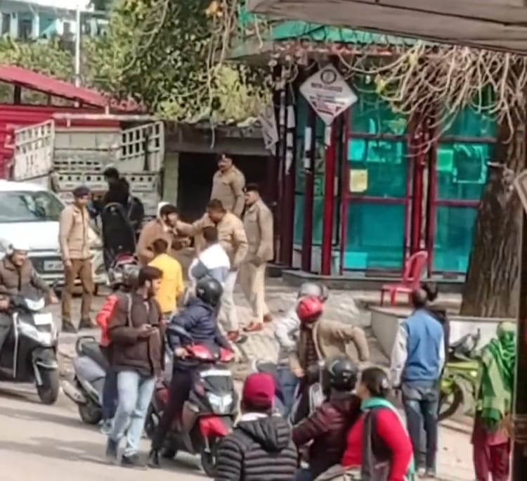 Action Will Be Taken Against The Police Officer Who Beat The Youth In ...