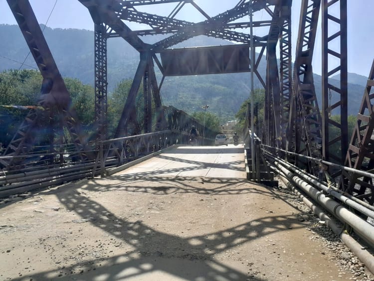 Danger Of Accidents Increases Due To Temporary Arrangement In Bhuntar ...