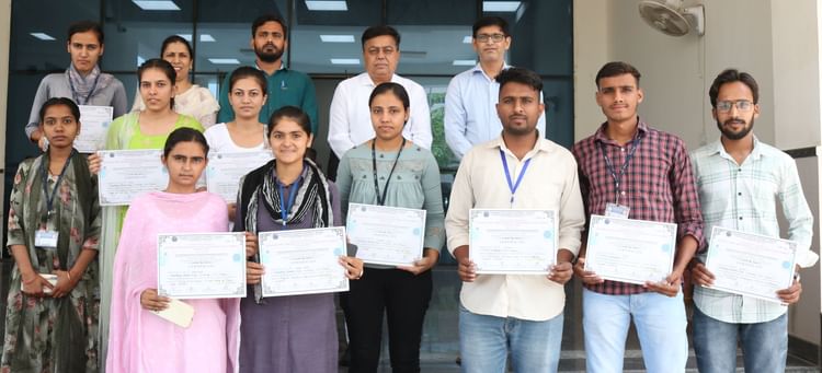 Ten Students Of Crsu Presented Research Papers - Jind News - Jind News ...