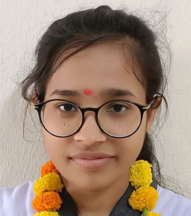 Cbse Board: Sundaram Babu In 10th And Swaranjali Topper In 12th - Kaushambi News - सीबीएससी ...