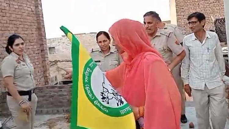 Uchana Police Engaged In Protecting The Rooftops - Jind News - Jind News:छतों की सुरक्षा में ...