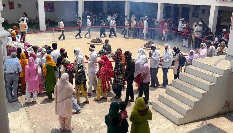 Mahant Rajendra Puri Started Panch Dhuni Fire Penance Amid The ...