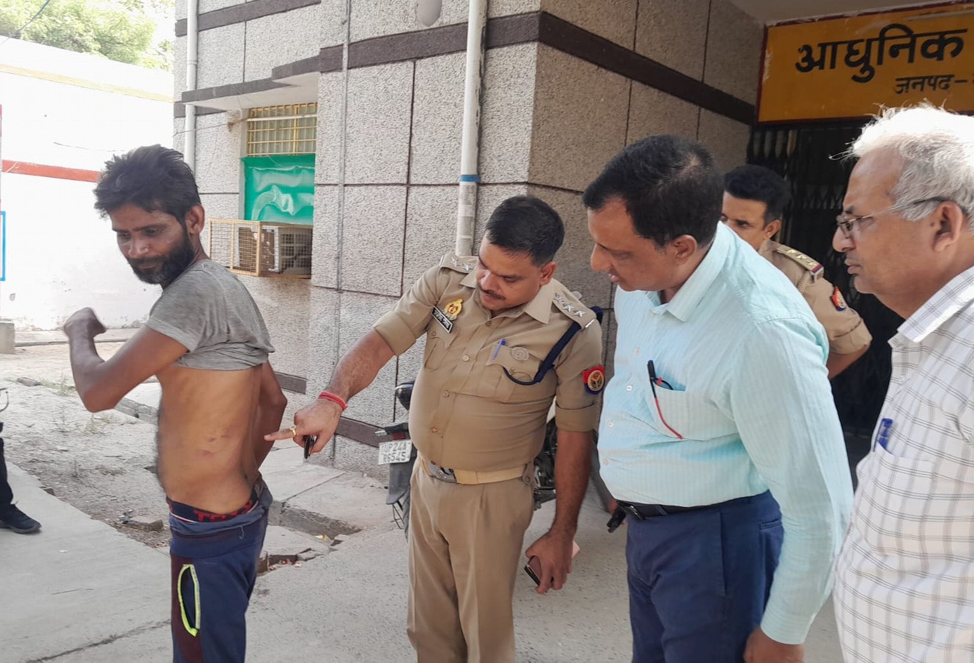 Pharmacist Removed For Beating Young Man In Post Mortem House - Budaun ...