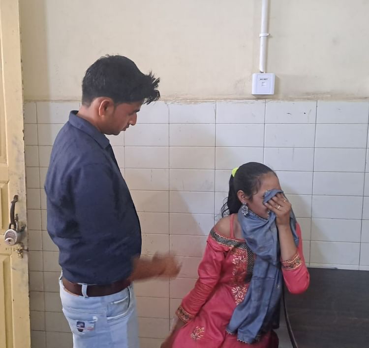 Monkeys Are Becoming More Aggressive In Summer, Bit 3068 People In May - Budaun News - Budaun ...