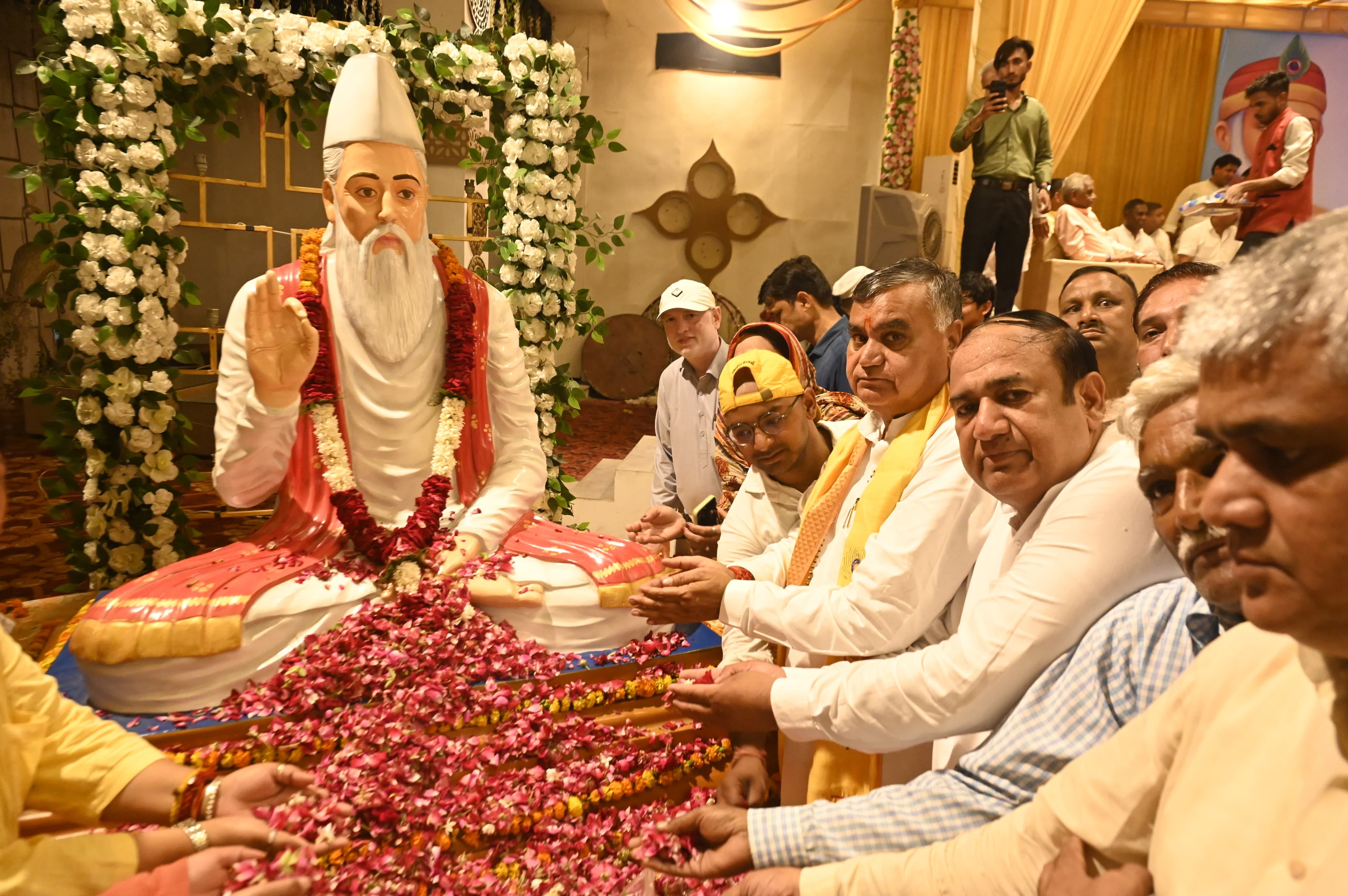 Saint Kabir Das Used To Blow The Trumpet Of Human Unity: Satpal ...