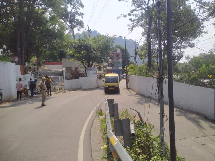 Now One-way System Via Shyamnagar For Vehicles Coming From Khaniyara To ...