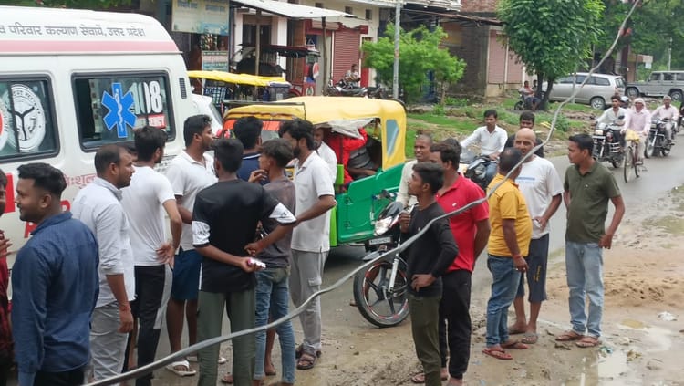 रील बना रही थी...चल गई गोली:खून से लथपथ महिला को देख मची चीख-पुकार ...