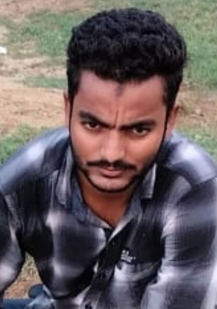 Called From Home And Killed A Young Man By Slitting His Throat And Ripping His Stomach. - Deoria ...