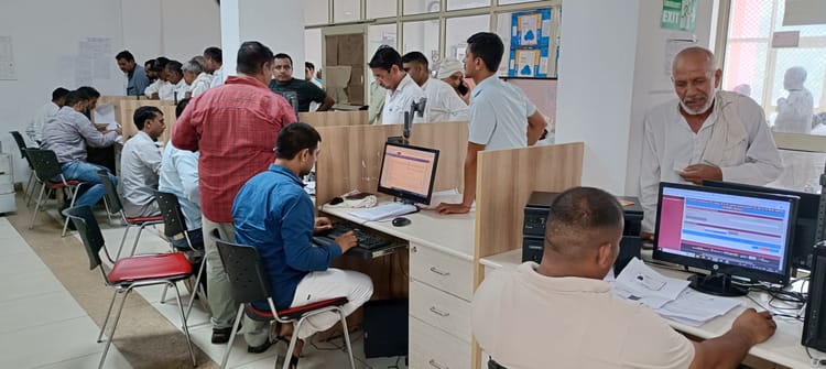 After The Strike, Saral Kendra Regained Its Glory - Bhiwani News ...