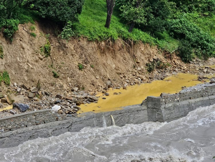 Danger Of Soil Erosion Increases Due To Collapse Of Embankment Wall ...