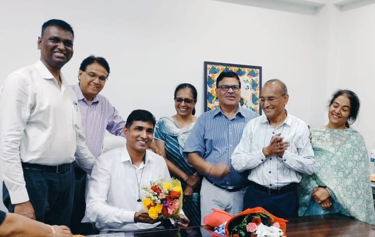 Parvinder Kumar Becomes Deputy Director In Directorate Of Education ...