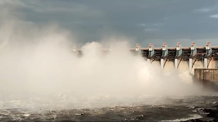 Chinab River:सलाल डैम के पांच और गेट खुले, जलस्तर 20 फीट पार; रियासी से ...