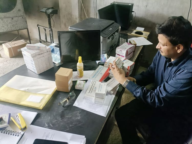 Vitamin Tablets Turned Into Powder In The Wrapper Itself - Ayodhya News ...