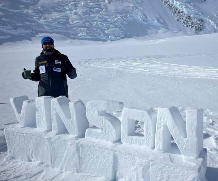 Narendra Reached Vinson Massif Base Camp Antarctica - Rewari News - Rewari News:विन्सन मैसिफ बेस ...
