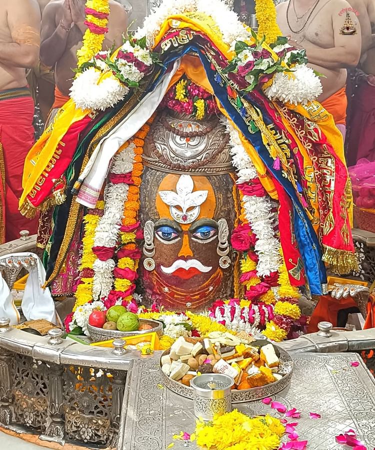 Ujjain Mahakal: Baba Mahakal's Supernatural Makeup Was Done With ...