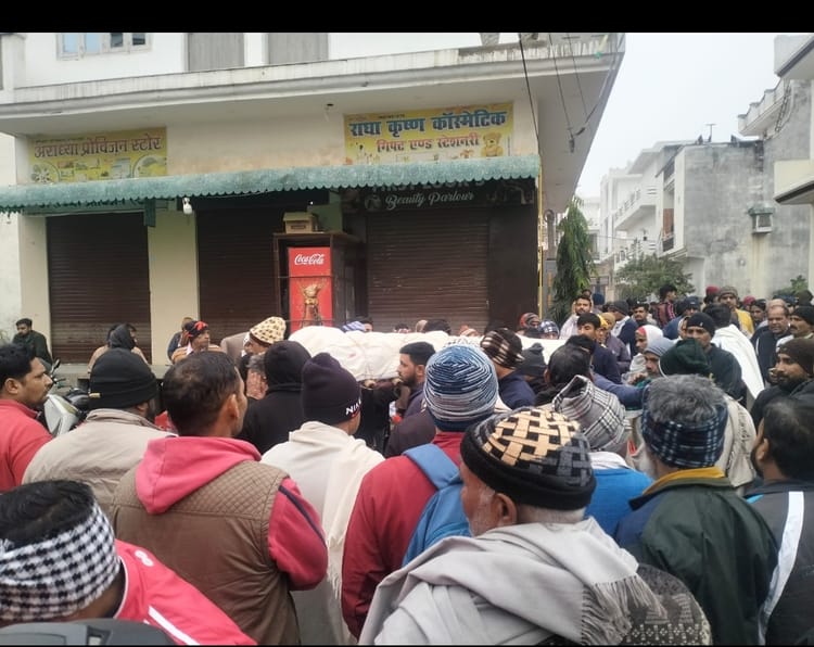 Age 16 Years.......attacked Friend Countless Times With A Hammer Until He Died - Meerut News ...