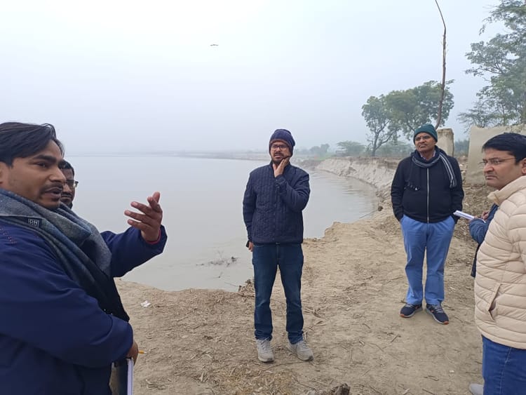Ganga Water Entered 150 Meters In Kasimpur - Kannauj News - Kannauj ...