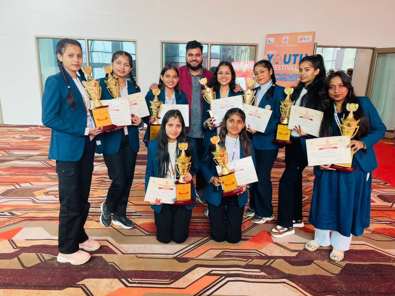 Igu Students First In Folk Dance - Rewari News - Rewari News:लोक नृत्य ...