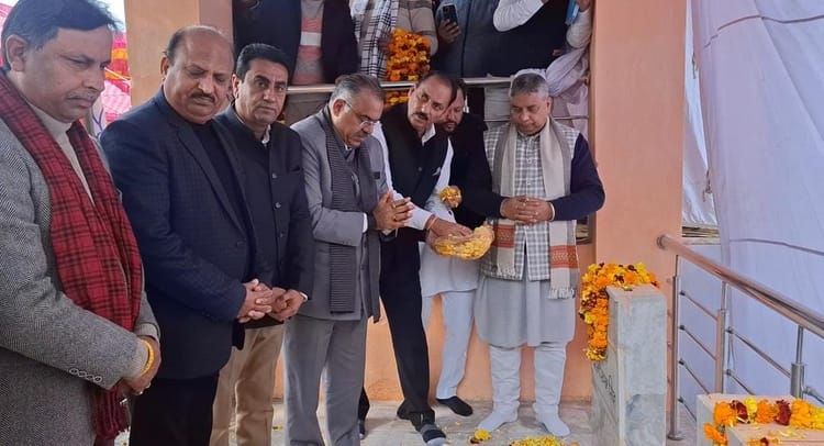 Bjp National Secretary Tarun Chug Visit Hiranagar - Kathua News - एक ...