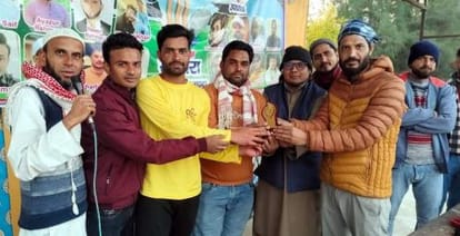 Royal Nawab Beat Indra By 32 Runs - Rampur News - Rampur News:रॉयल नवाब ...