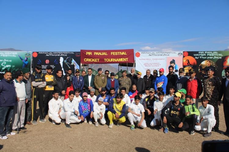 Sheesh Mahal Club Won The Football League - Poonch News - Poonch News ...
