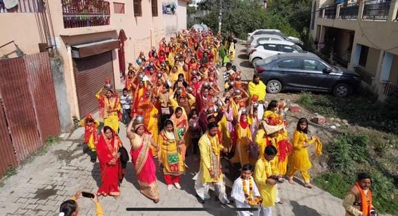 Kalash Yatra In Devinagar Ponta - Sirmour News - Sirmour News:पांवटा ...
