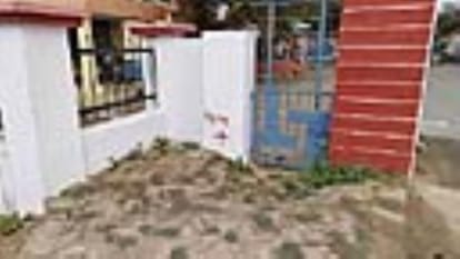 Red Marks Put On Doors, Land, Trees, Roadside Residents Worried ...