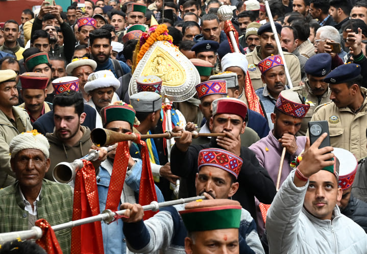Road Made One-way In Chhoti Kashi, 800 Soldiers Will Keep An Eye ...