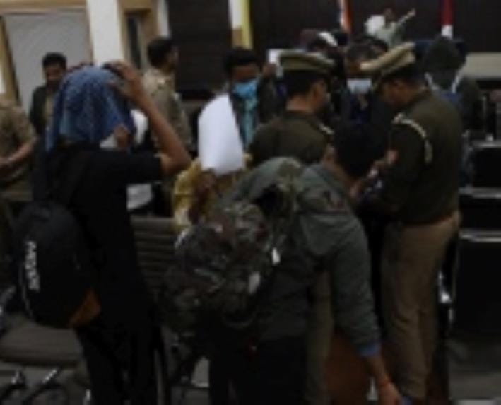 The Target Was To Trap 40-year-old Divorced People - Lucknow News ...