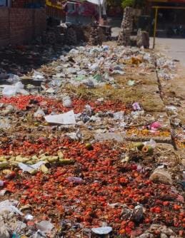 Shopkeepers Are Throwing Rotten Vegetables And Fruits Outside The ...