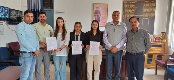 Three Girl Students Of Ghumarvi College Got Job In A Reputed Company ...