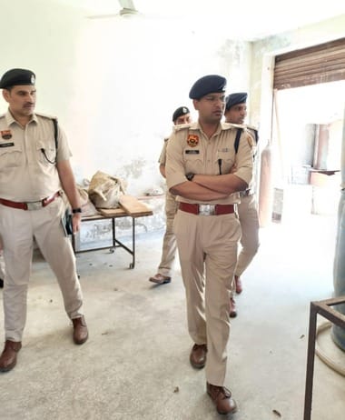 Sp Inspected Sadar Police Station And Saw The Files - Rewari News ...