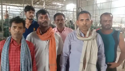 10 Workers Accused The Factory Owner Of Not Paying Wages - Ghaziabad ...