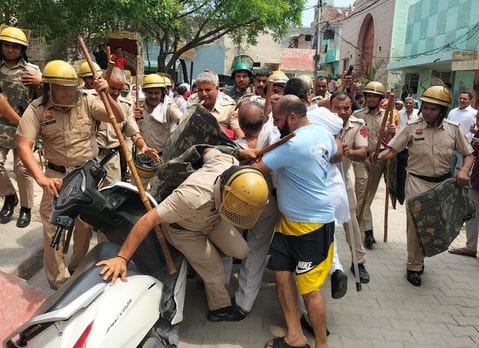 Got Possession Of The Plot On Court's Order, Clash With Police - Rohtak ...