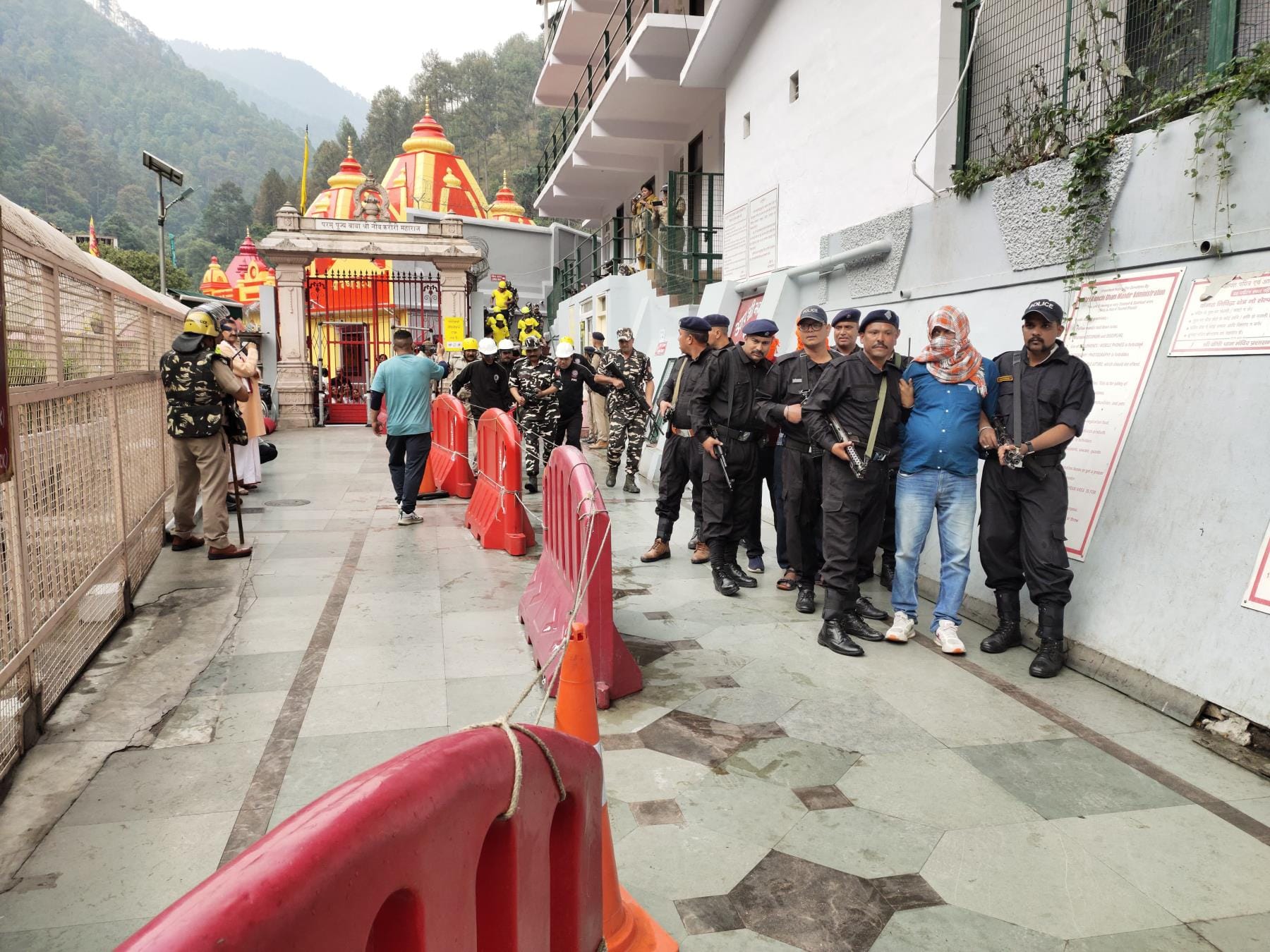 Bharat Mata Ki Jai In Kainchi As Soon As Three Terrorists Were Killed ...