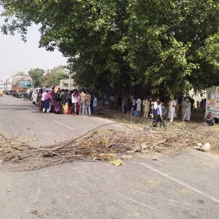 Water Shortage In Lone Village, People Expressed Their Anger By Blocking The Road - Jind News ...