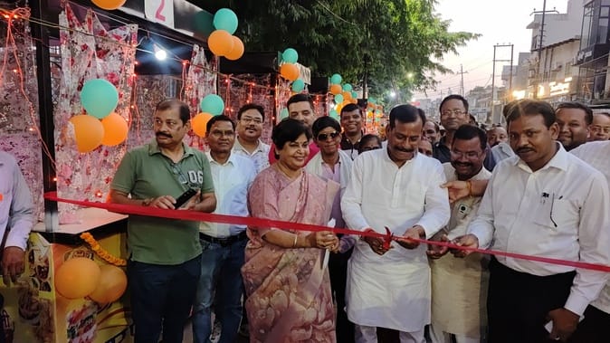 Chatpati Gali Built On The Lines Of Chatori Gali Of Lucknow - Lakhimpur ...