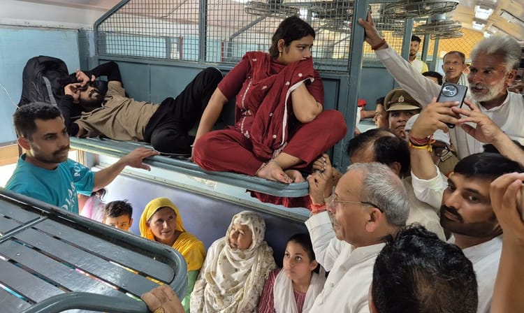 Traders Said - If The Service Road Is Not Built Then The Business Of ...