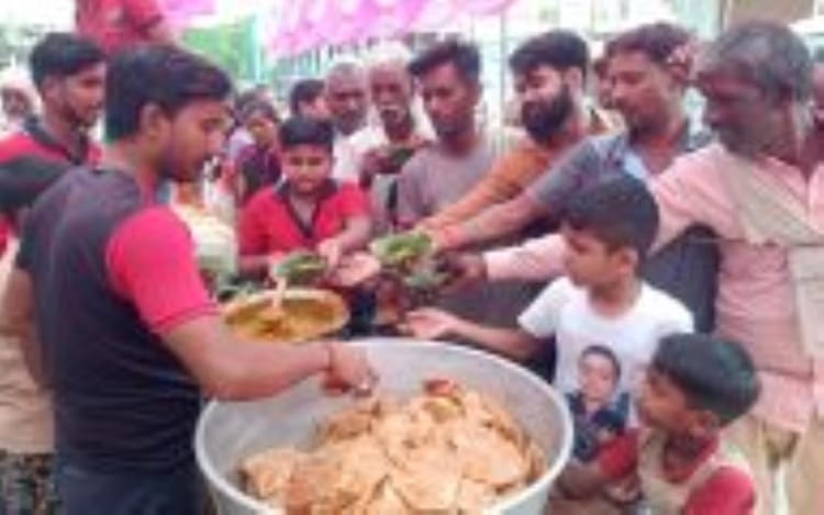 Bhandara In Many Places On Bada Mangal - Lucknow News - Lucknow News ...