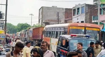 People Angry With Caste-based Reel, Jam Highway For Two Hours ...