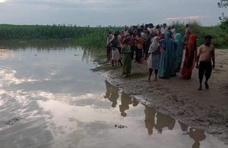 Crocodile Dragged The Man Into The Drain - Bahraich News - Bahraich News:व्यक्ति को नाले में ...