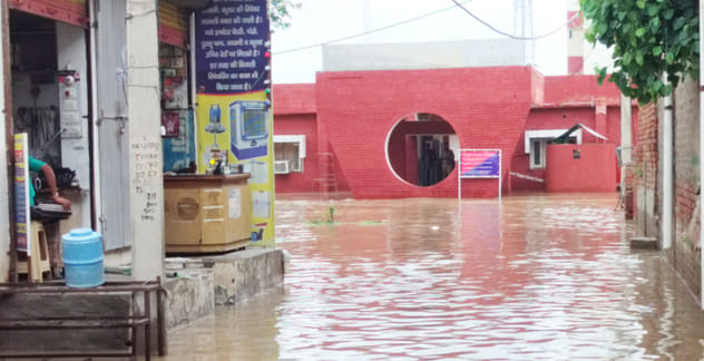 Police Station, Market, Bus Stand All Under Water; Tohana Becomes A ...