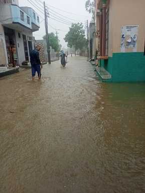 Heavy Rain In Meham Area, Water Drainage Stopped In Madina - Rohtak ...