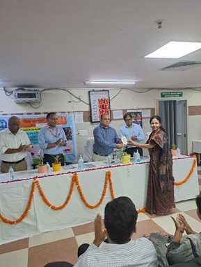 World Population Day Program At Lohiya Institute - Lucknow News - Lucknow News:स्वस्थ परिवार के ...